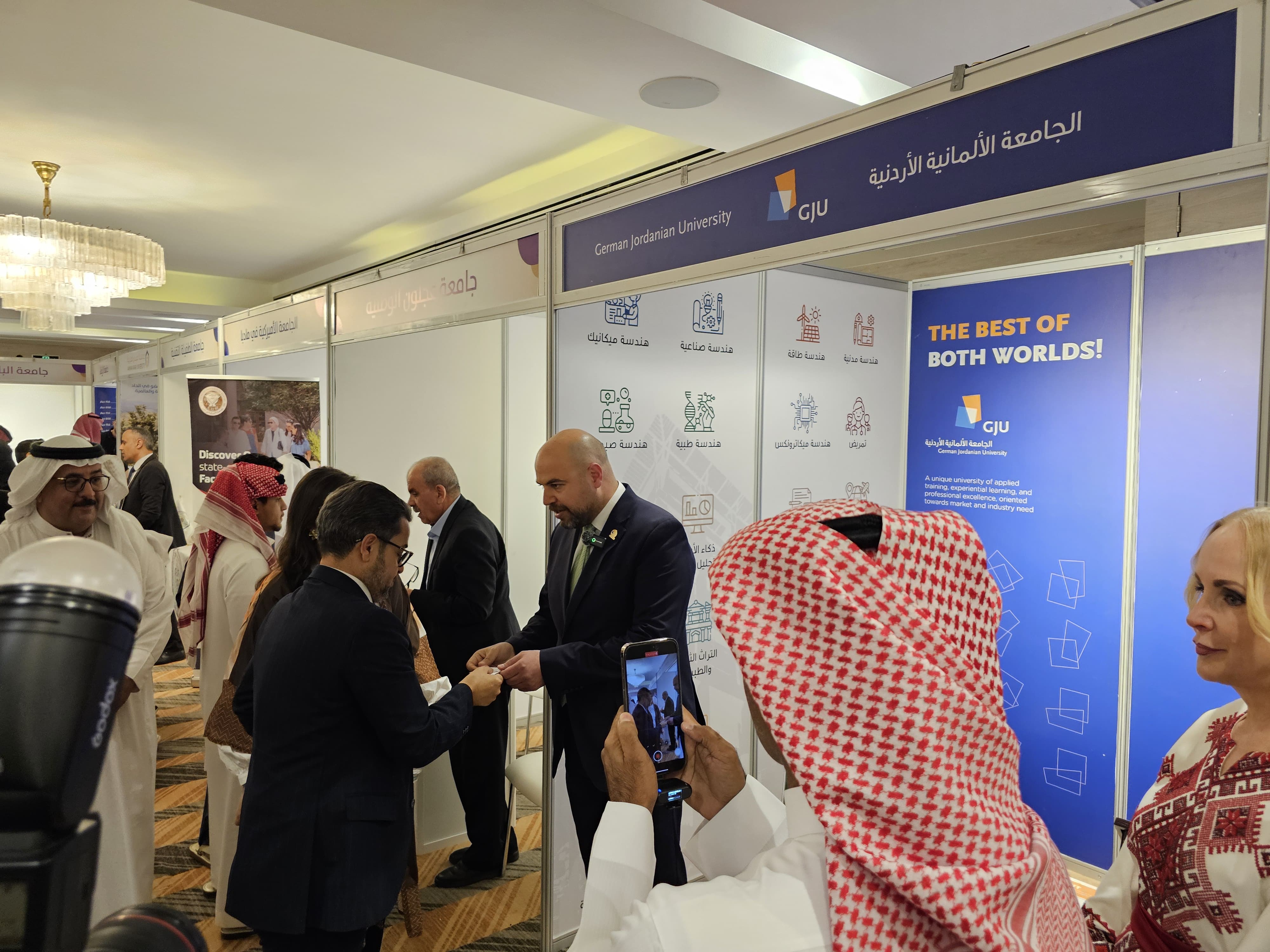 Under the patronage of the Jordanian Consul General in Jeddah ...